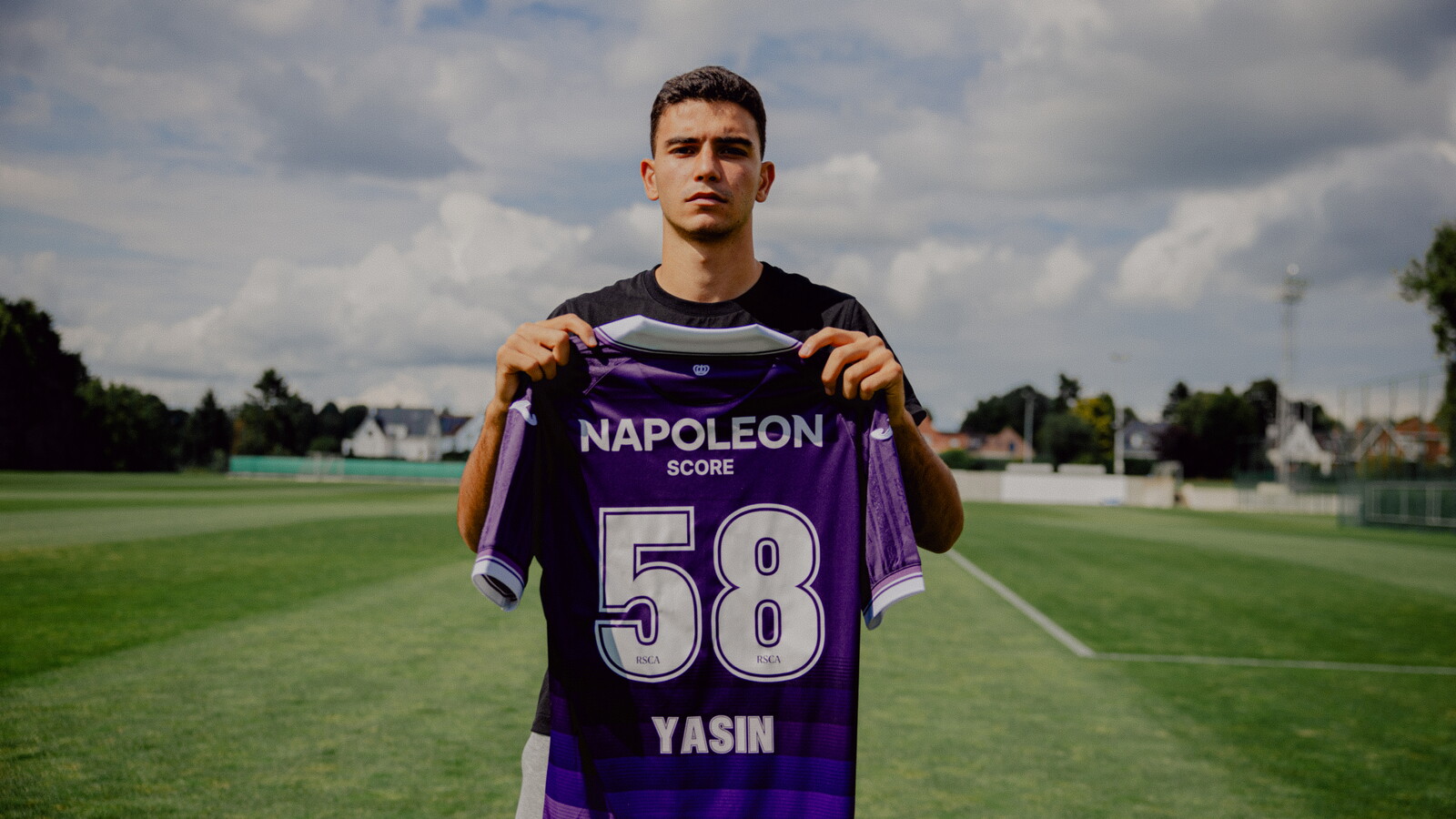 Yasin Özcan arrive en prêt d’Aston Villa | RSC Anderlecht