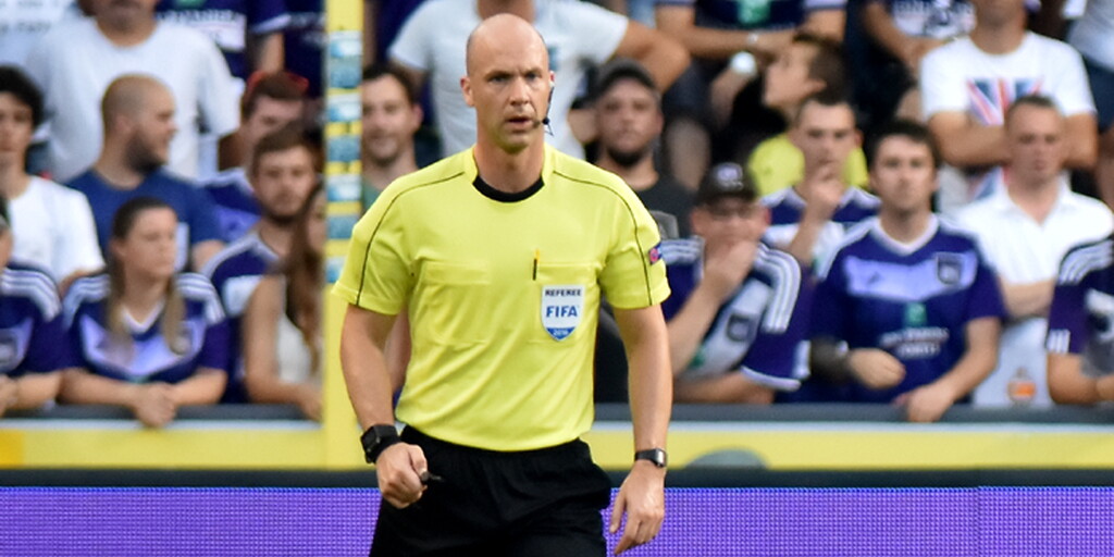 Anthony Taylor fluit RSCA - Bayern München | RSC Anderlecht