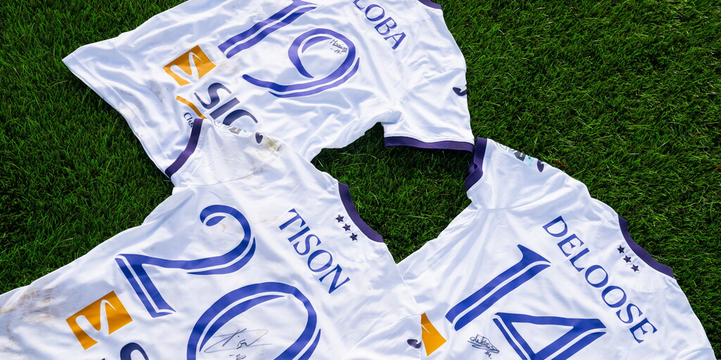 Bied nu op een matchworn shirt van de RSCA Women tegen Standard | RSC ...